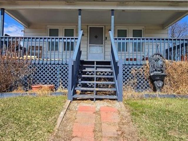 18635 Meier St, Roseville, MI 48066