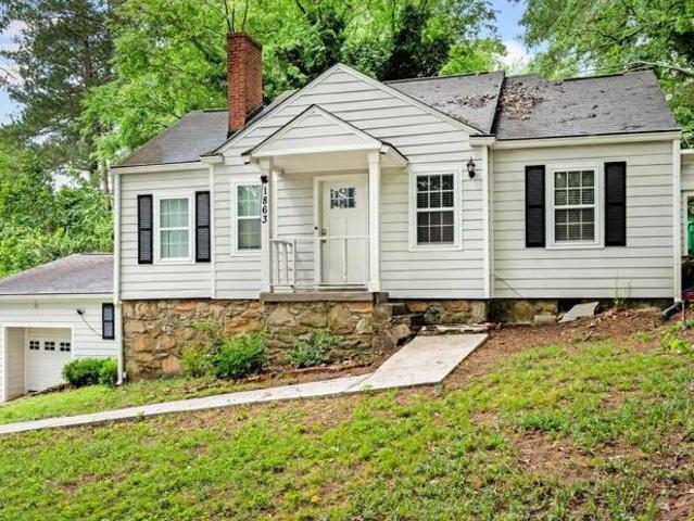 1863 N Druid Hills Road NE, Brookhaven, GA 30319