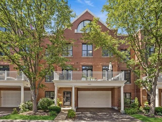 1863 Admiral Ct, Glenview, IL 60026