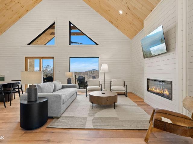 1863 Bluff Ridge Rd, Sevierville, TN 37876 | MLS #3304