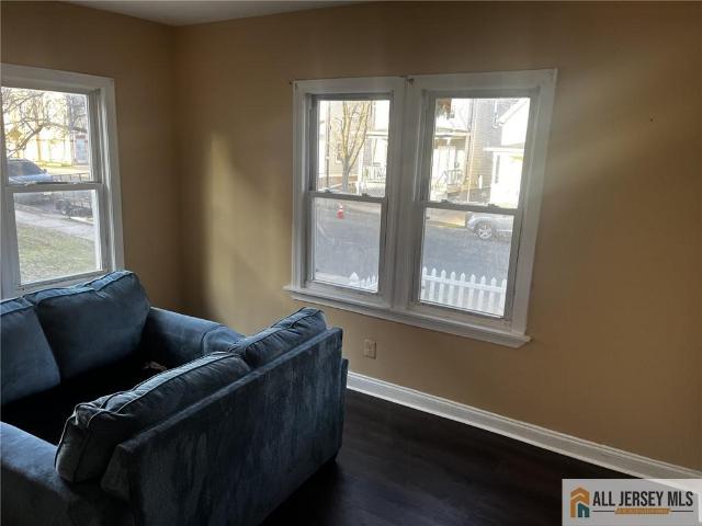 186 Comstock St, New Brunswick, NJ 08901 | MLS #2661 M