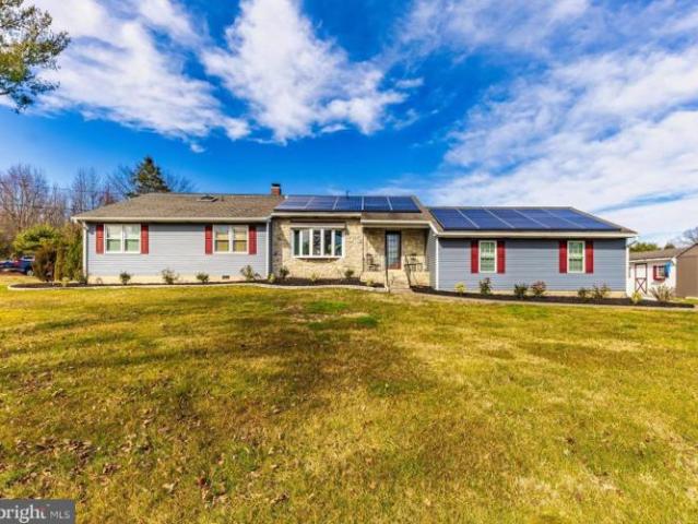 186 Cedar Grove Rd, Harrison Township, NJ 08062