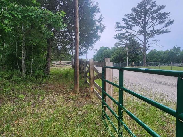 186 Crockett Cemetery Rd
