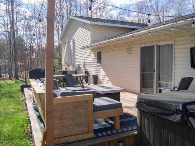 186 Bakkum Road NE