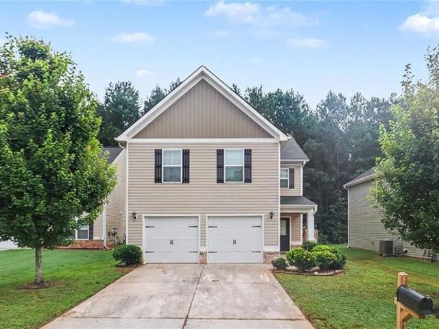 186 Brasch Park Dr, Grantville, GA 30220