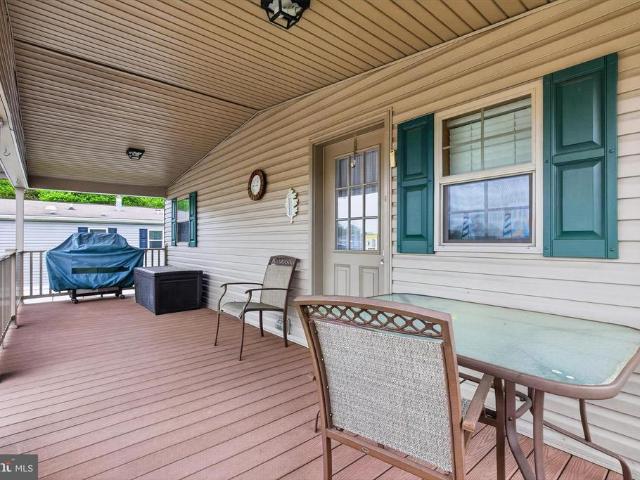 186 Goldcrest Circle