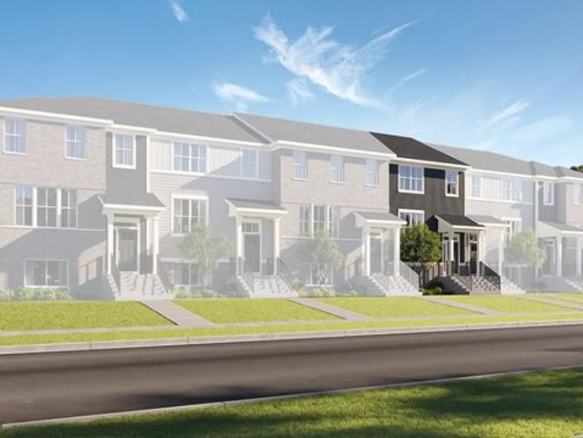 186 E Berkshire Dr, Crystal Lake, IL 60014
