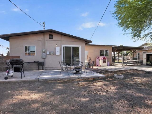 186 E Bonita Street