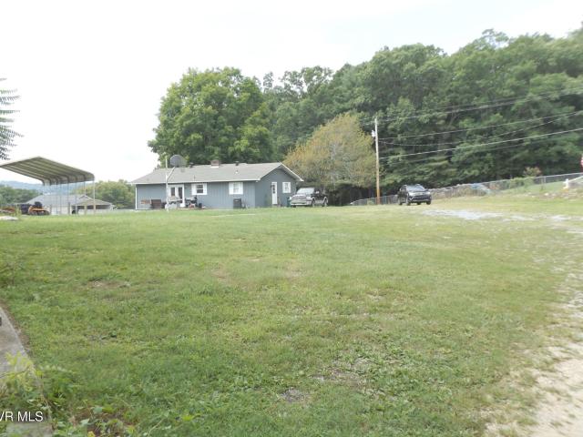 186 Fitzsimmons Hill Road