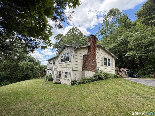 186 Flood Bridge Rd, Southbury, CT 06488