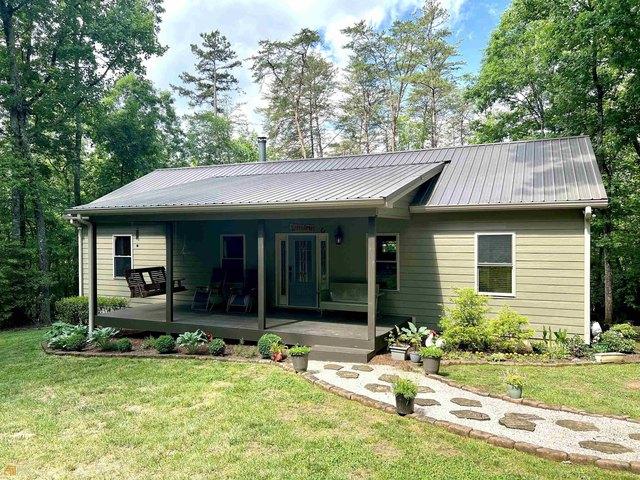 186 Holly Ln, Cleveland, GA 30528