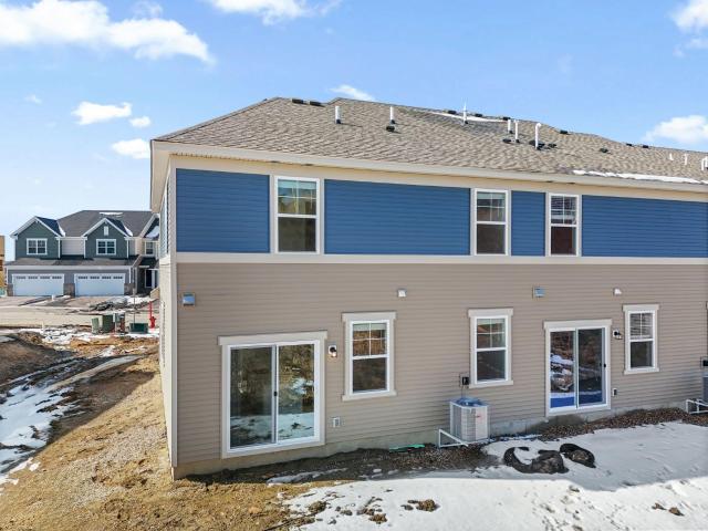 186 Huntington Drive