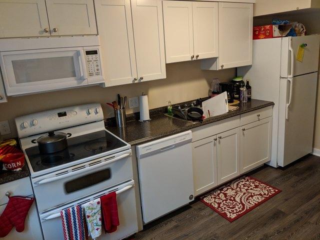 186 Juniper Dr, Carnot Moon, PA 15108