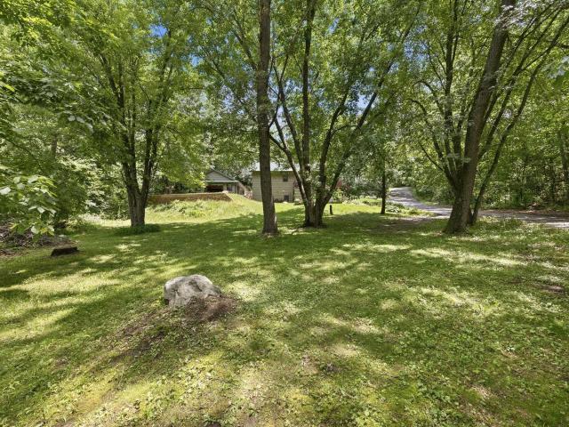 186 Leisure Way