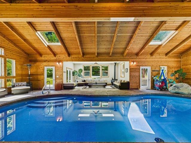 186 Lindholm Ln, Arcata, CA 95521