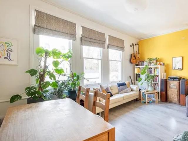 186 Norwood Road, London, SE27 9AU, United Kingdom | 3 bed apartment for rent #140655344 | Rentberry
