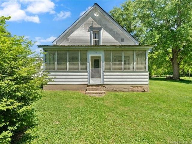 186 S Fredericksburg Depauw Rd, Fredericksburg, IN 47120
