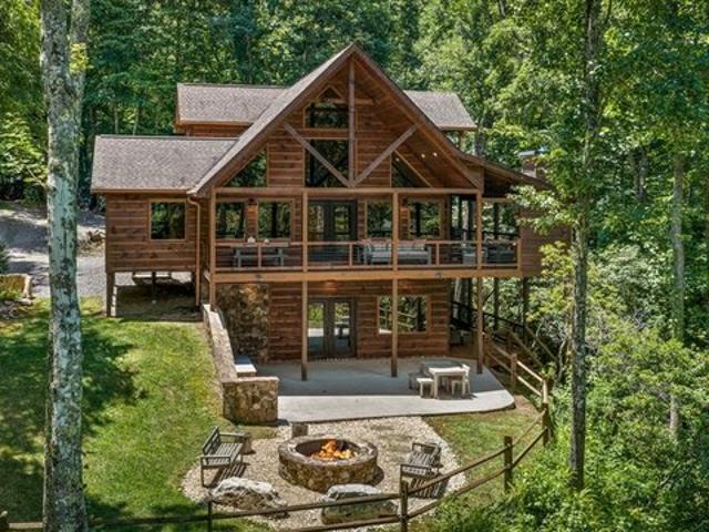 186 Snake Nation Trl, Blue Ridge, GA 30513