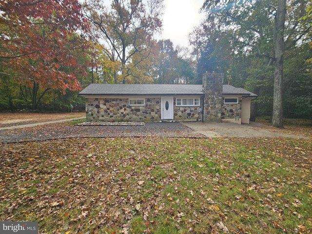 186 Schaffer Ave, Cedarville, NJ 08311