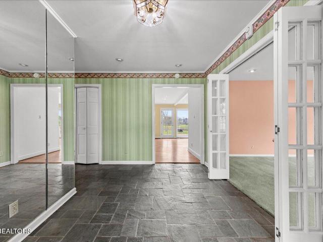 186 Shetland Rd