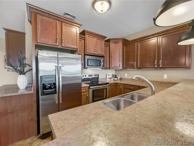 186 Sunset Palms Dr 4A