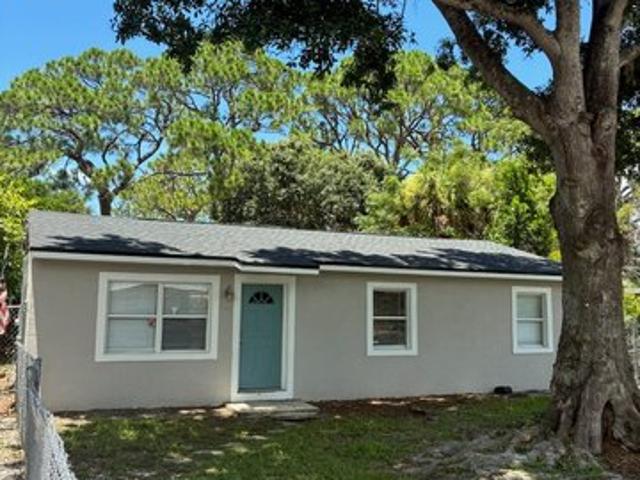 186 Roosevelt St, Titusville, FL 32780