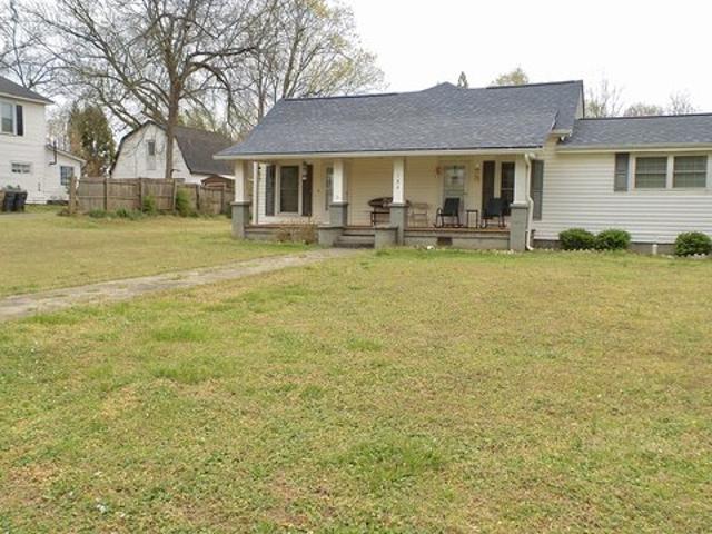 186 Railroad Ave, Lula, GA 30554