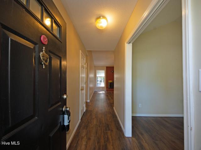 186 Raintree Circle