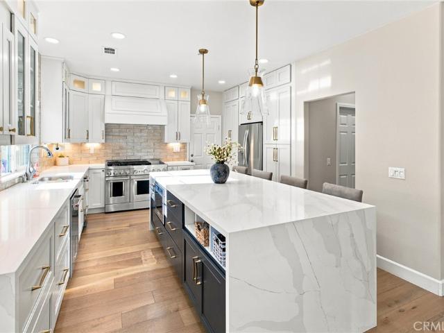 186 W 20th