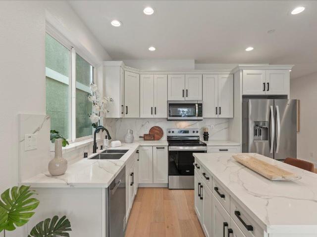 186 W Rincon Ave, Campbell, CA 95008 | MLS #ML82049