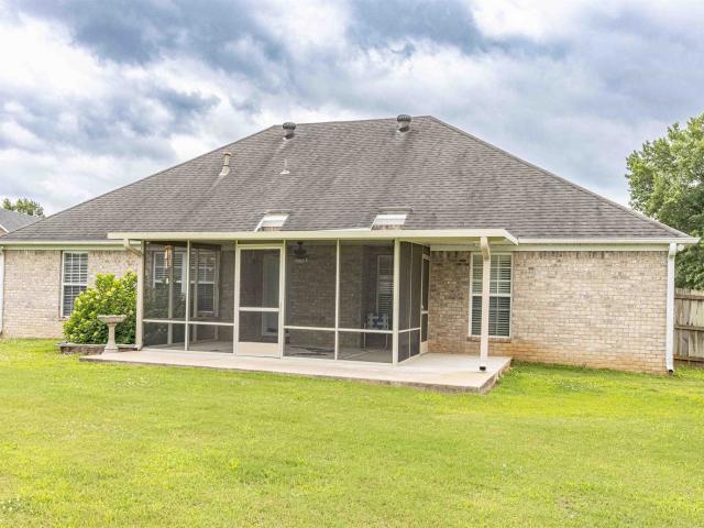 186 walnut trace dr