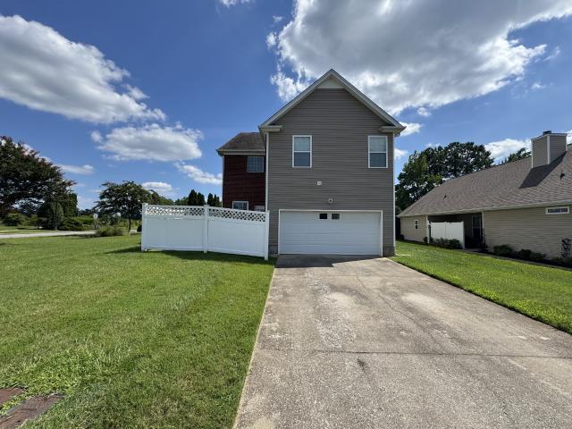 186 Whitman Aly