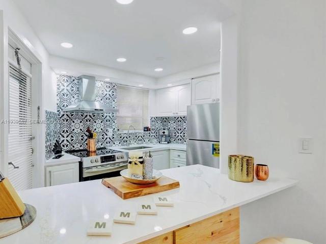18740 NE 18th Ave, Unit 142, Miami, FL 33179 | MLS #A11939 | Compass