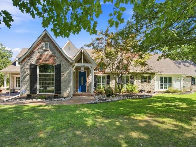 18745 Timberlake Dr, Claremore, OK 74017