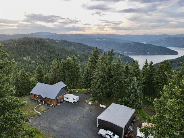 1874 Cedar Ridge Ln, Orofino, ID 83544