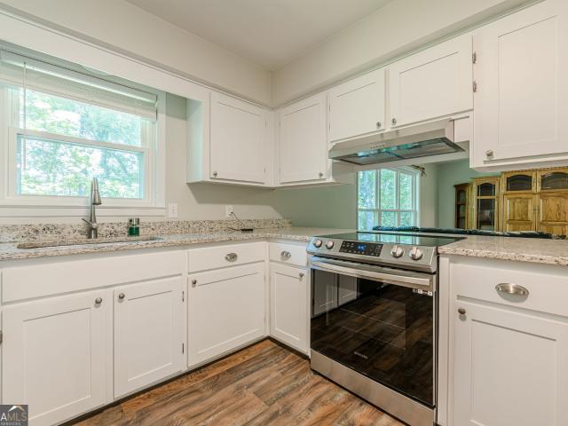 1874 Pine Tree Trail