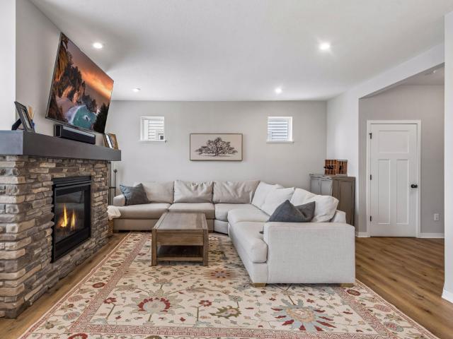1874 Spring Creek Drive