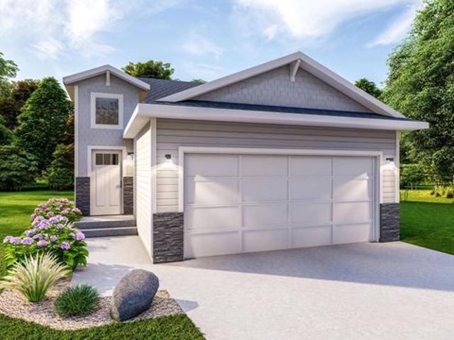 1874 41st Ave S, Grand Forks, ND 58201