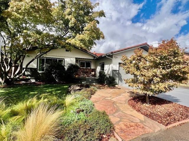 18751 Melvin Ave, Sonoma, CA 95476
