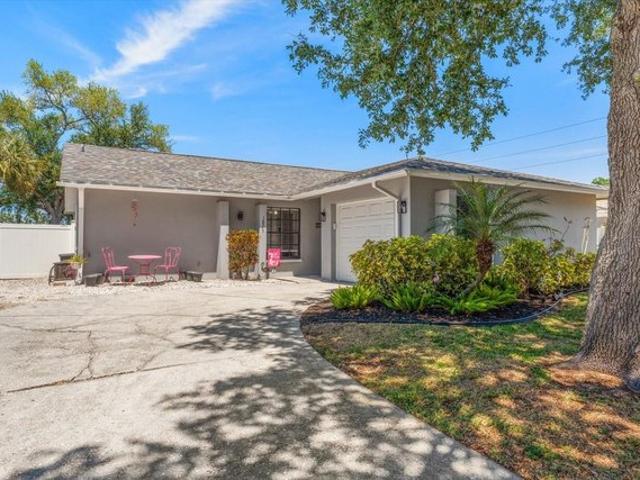1875 Arbor Dr S, Palm Harbor, FL 34683