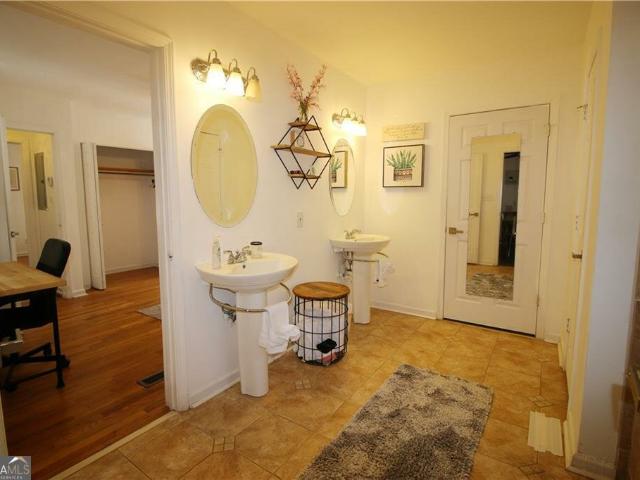 1875 Brewer Boulevard SW, Atlanta, US, GA
