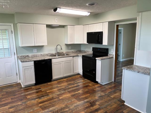 1875 County Road 302