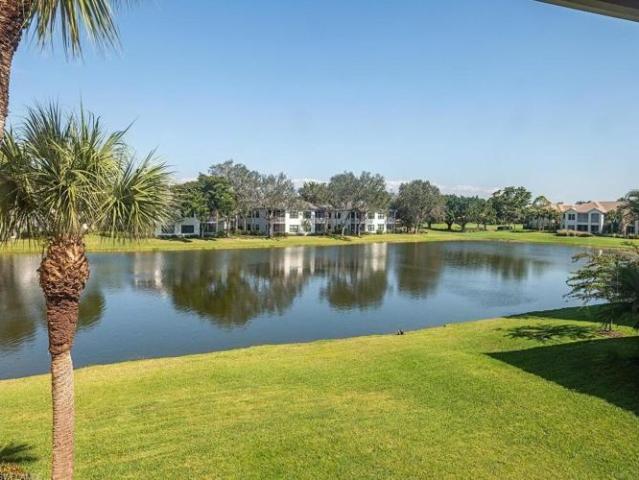 1875 Les Chateaux Blvd #204, Naples, FL 34109