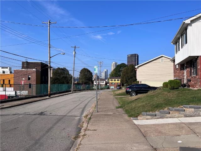 1875 Linton St