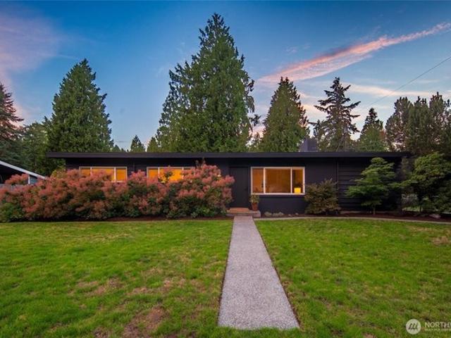 1875 th Ave NE, Kenmore, WA 98028