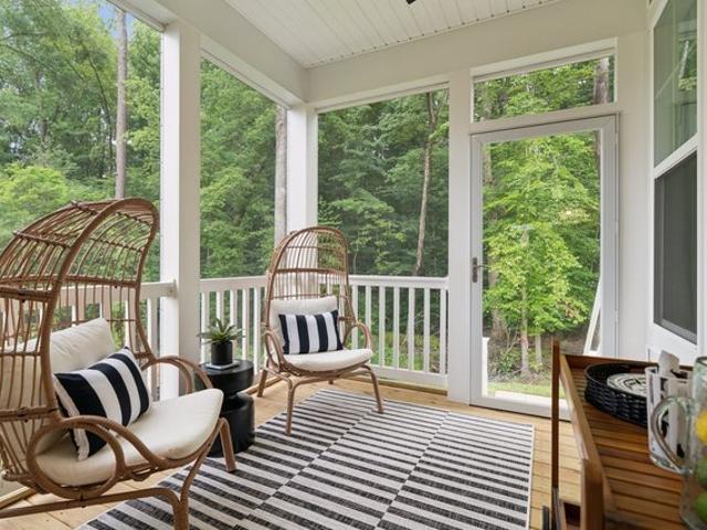 18765 Palisades Cove Trl, Moseley, VA 23120