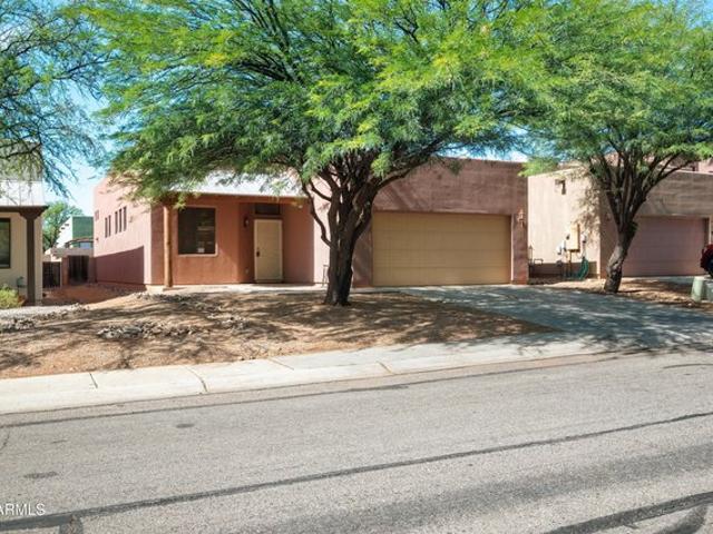 1876 Chaplain Carter Dr, Sierra Vista, AZ 85635