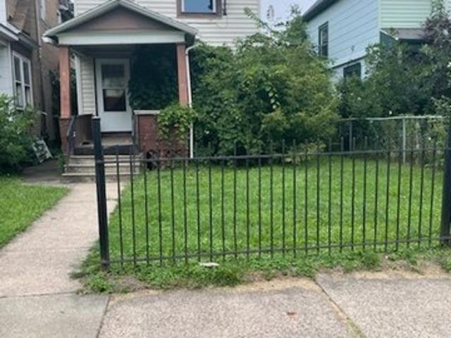 1876 Pierce Ave, Niagara Falls, NY 14301