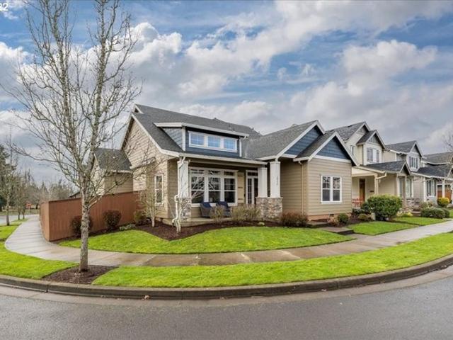 18775 Sunblaze Dr, Oregon City, OR 97045