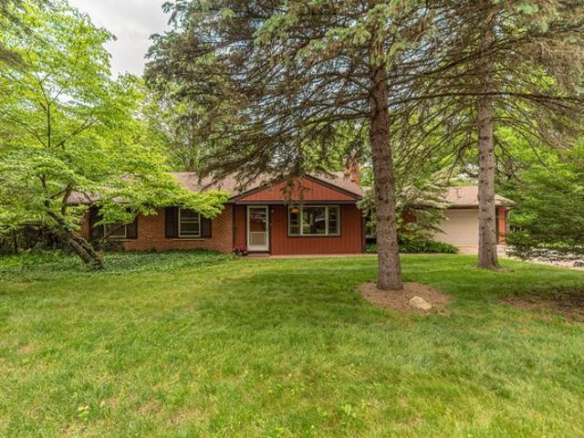 1877 Arlington Blvd, Ann Arbor, MI 48104